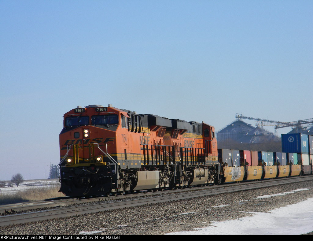 BNSF 7164